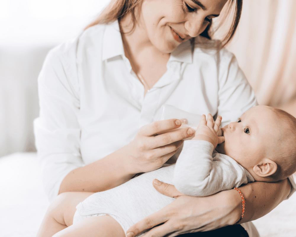 Nutrition and Care: 8 Tips on Feeding Your Newborn Baby - Mummy Matters ...