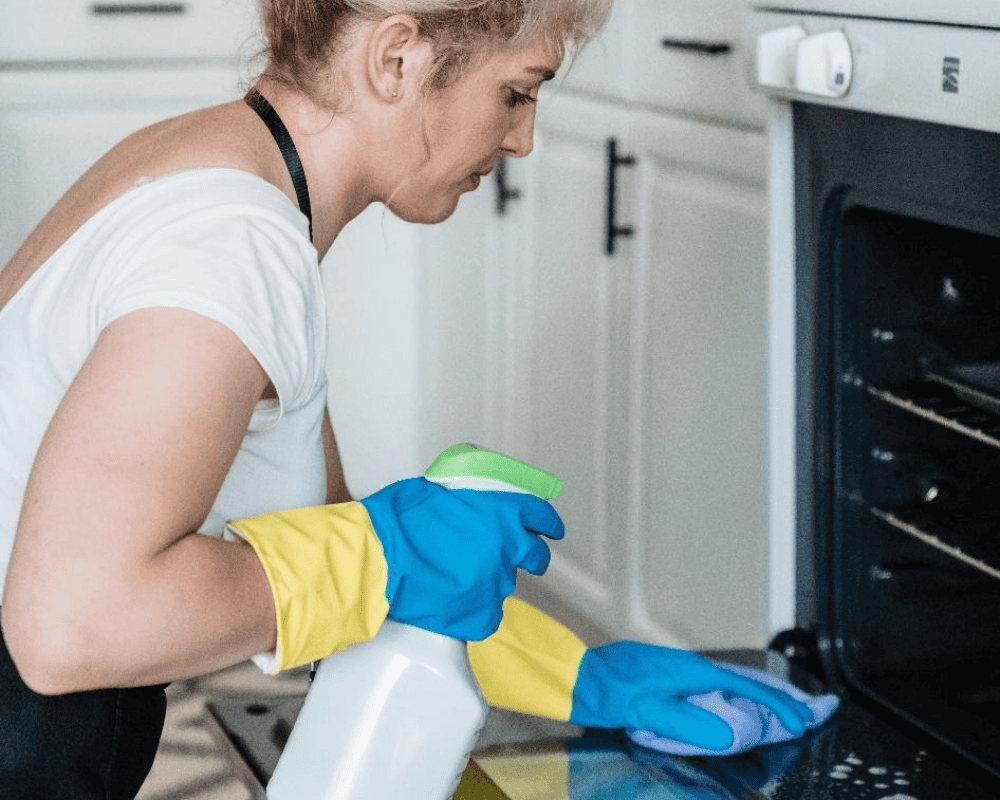 7 Common Kitchen Cleaning Mistakes To Avoid